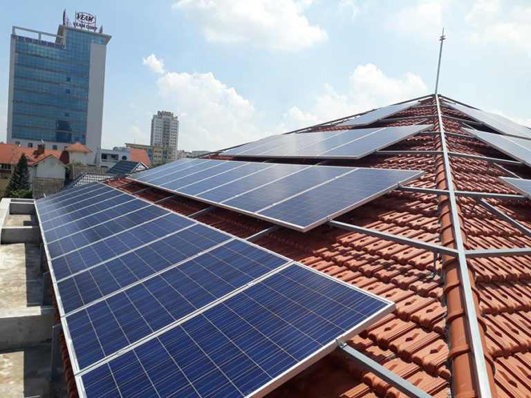Lắp đặt điện Năng Lượng Mặt Trời Hòa Lưới áp Mái Quận 1 Võ Gia Solar